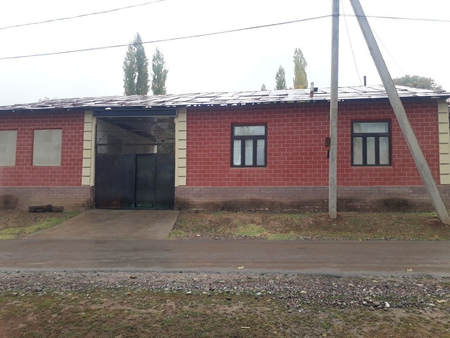 Toshkent viloyati bo'stonliq tumani sijjak qishlog'ida yer sotiladi