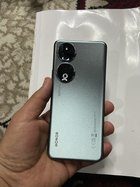 Honor 90 b 8/256