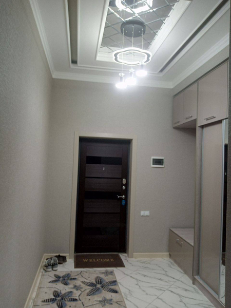 Garden plaza tomonda 4 xonali uy sotiladi