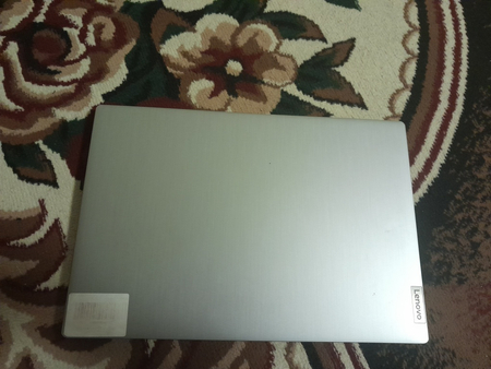 Lenovo IdeaPad 3
Protsessor Intel core i3 11 pokoleniya
Hard:1tb
Opera