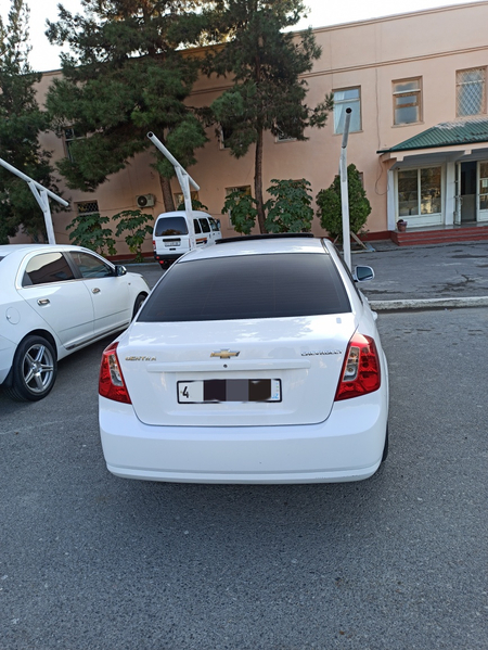 Продаётся Chevrolet JENTRA 3 позиция