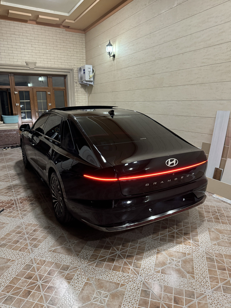 Hyundai Grandeur Calligraphy