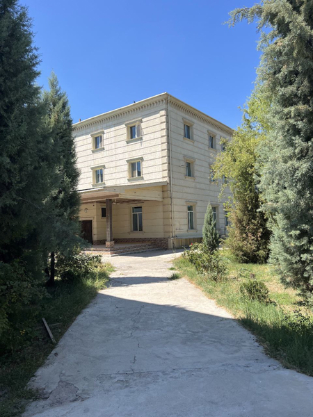 Продаётся Дом  20 соток