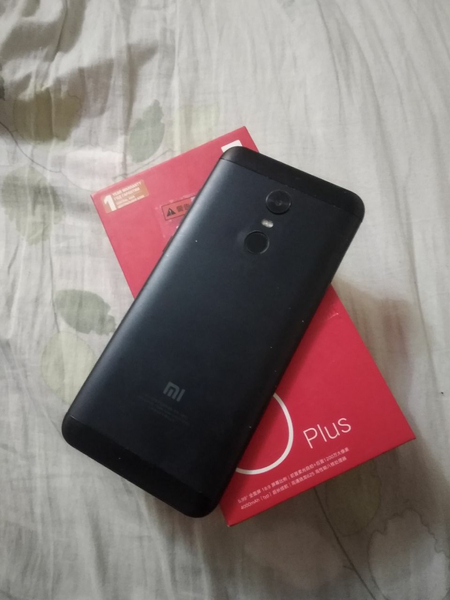 Redmi 5+ 32 gb 500 мин сом