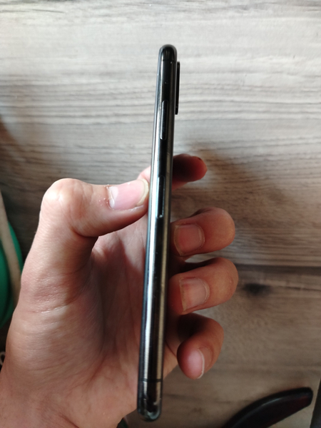Iphone x sotiladi srochniy