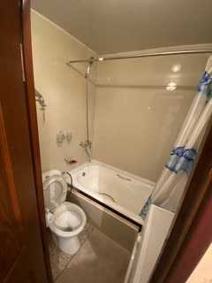 Юнусабад-13 под офис 1 в 2 первый этаж, первая линия 40,5 м²