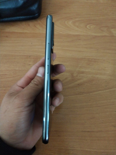 Vivo v 21e kafolati bilan