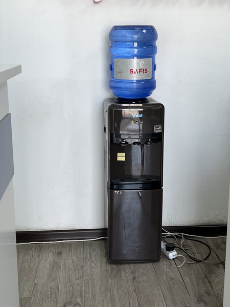 Кулер для воды доставка по городу бесплатно!