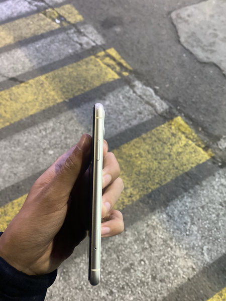 Iphone 11 oq 64GB