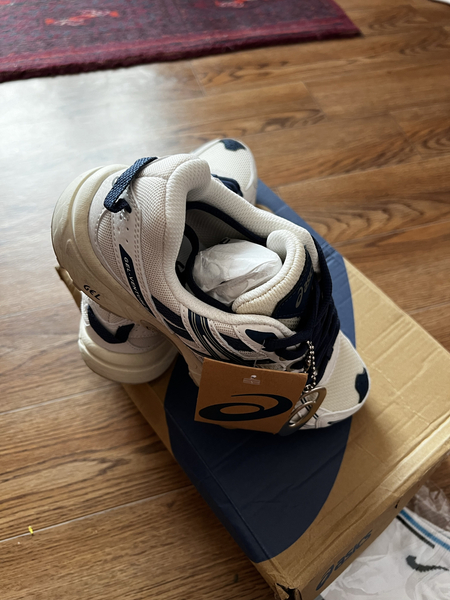 Новые кроссовки Asics Gel Ventus 6