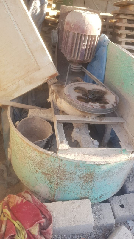 Шлакоблок аппарат сотилади 35*17*17