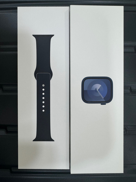 Apple Watch 9 45mm with Blood Oxygen Sensor