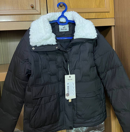 Parten brend
3xil rang
Razmer: 42,44,46,48,50
550.000