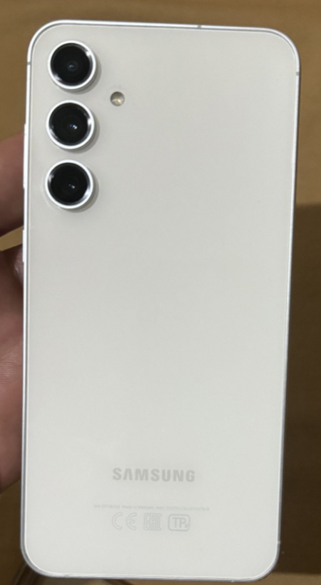 Samsung S23 fe 8/128