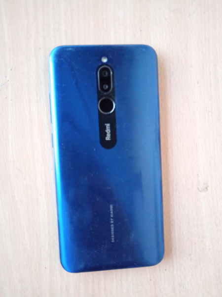Redmi 8 4/64 oʻrta holatda