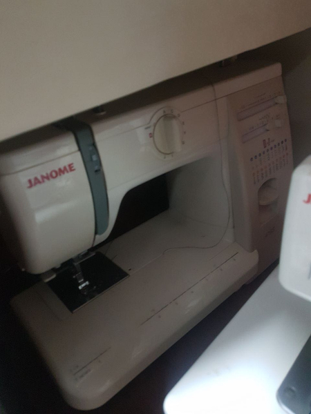 Janome швейная машинка и оверлок