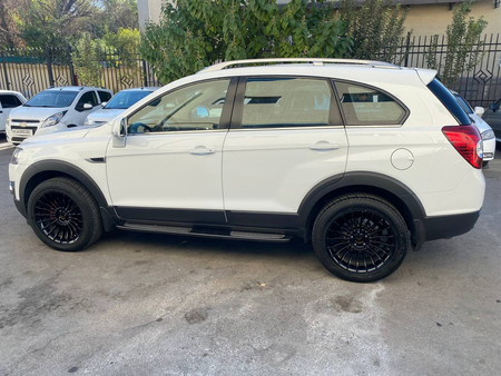 Продается Chevrolet Captiva.