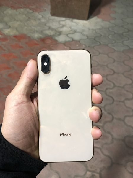 Iphone xs sotiladi