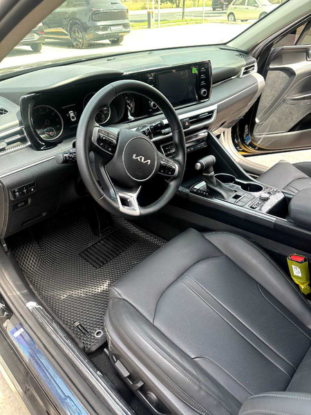 KIA K5 avtokreditga
