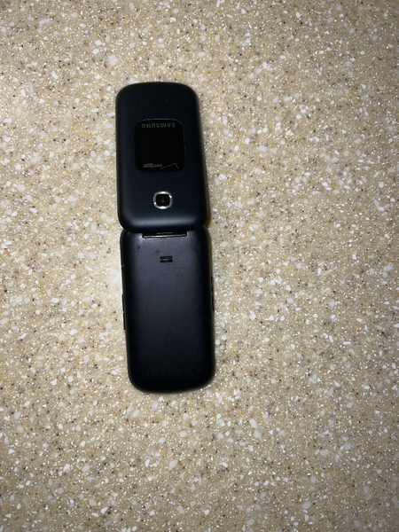 Продается Samsung Gusto 3