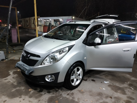 Spark sotiladi katta motor kraska toza