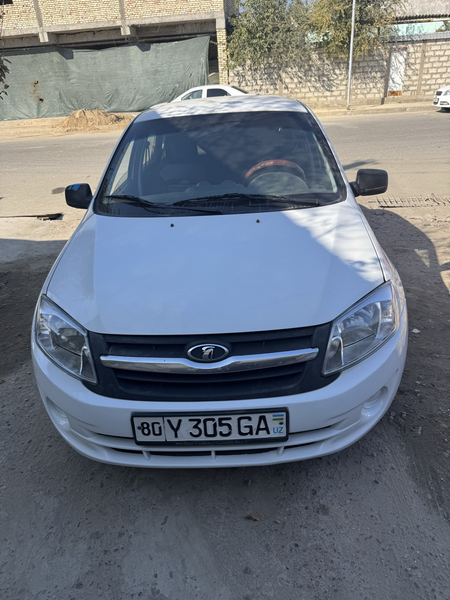 Срочно продается Lada Granta есть метан