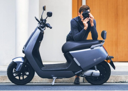 Электро скутор JADEA G5