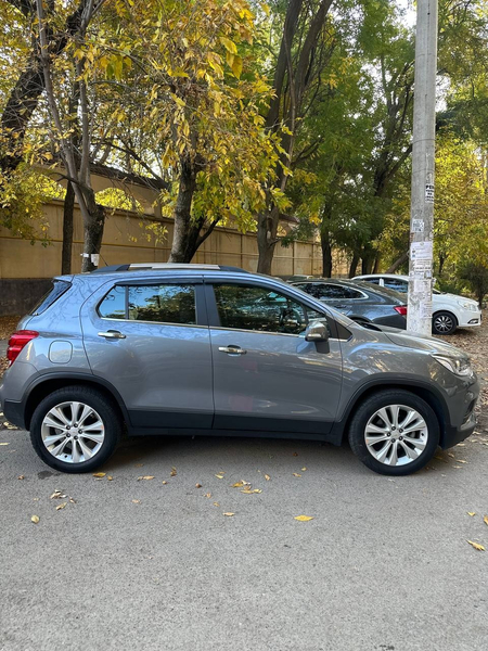 Продаётся Chevrolet Tracker 2019 Premier