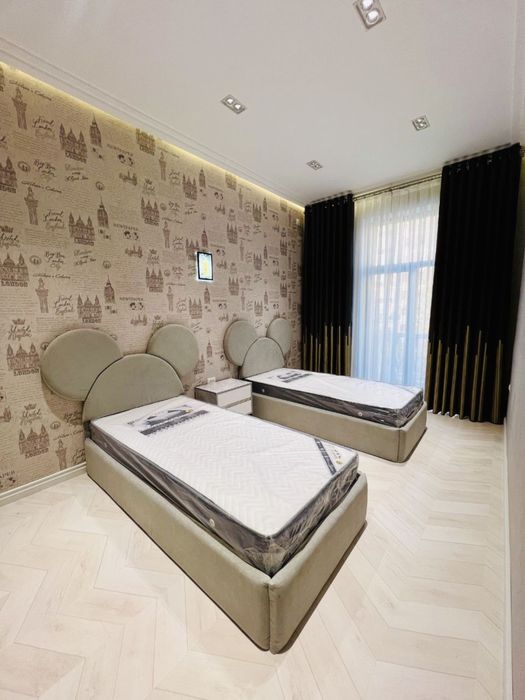 3-к. квартира, 108 м², 3/10 эт.