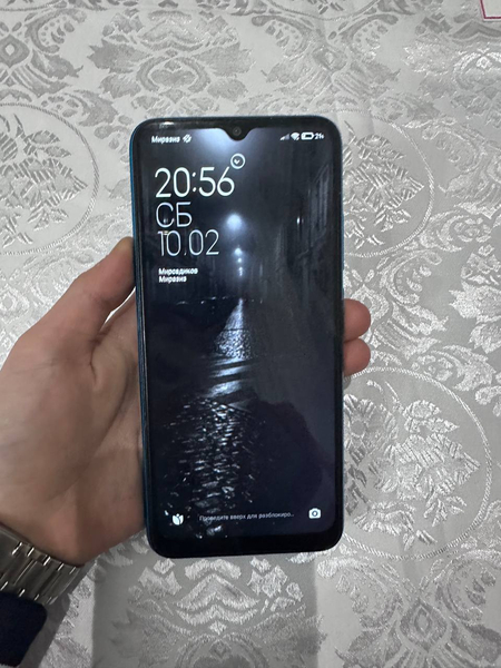Продаётся КСЯОМИ редми 9а 4/64gb состояние хорошее экран радной