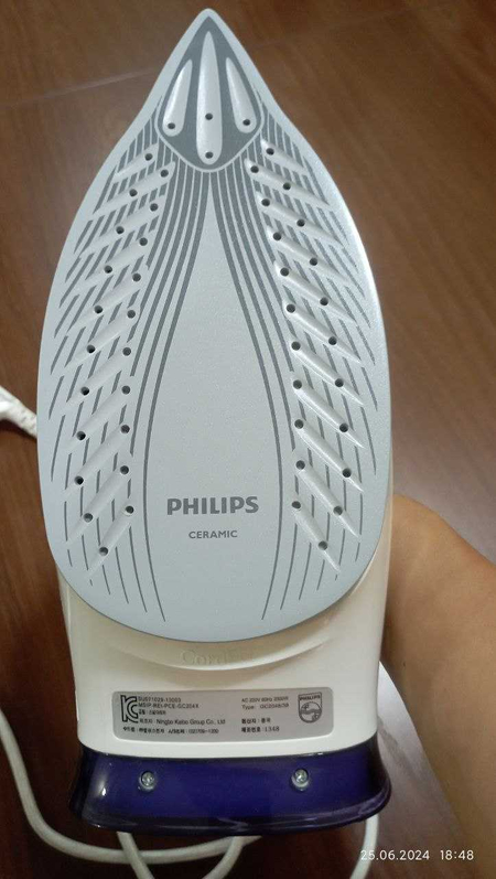 Утюг PHILIPS, Утюг