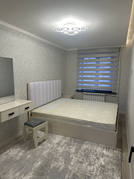 Сдается квартира 2*3х ком ТЦ Парус (11826)
