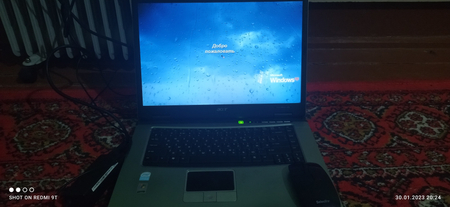 Noutbuk asus sotiladi