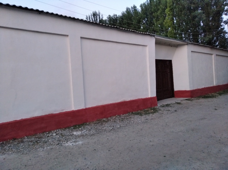 13 Sotixli Xovli uy sotiladi