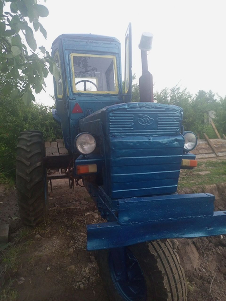Юриб турган  28 Трактор чизели билан биргаликда  сотилади.
