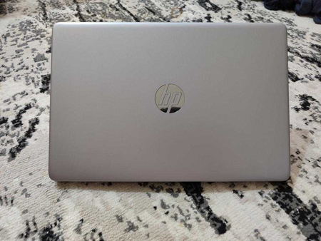 HP кучли ноутбук сотаман