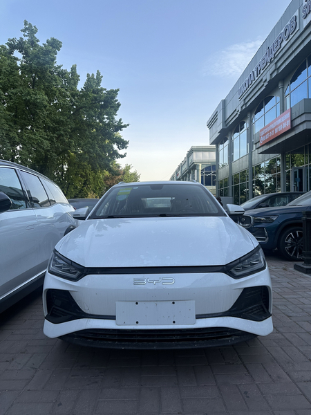 Byd E2 tayyor garantiya bor
