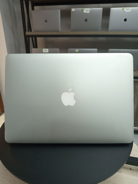 продается MacBook Air