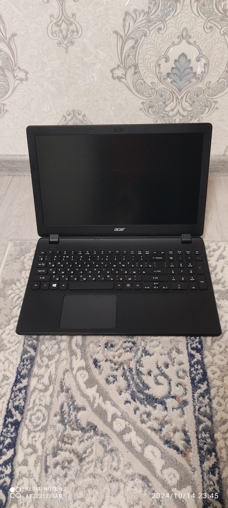 Acer noutbook sotiladi!