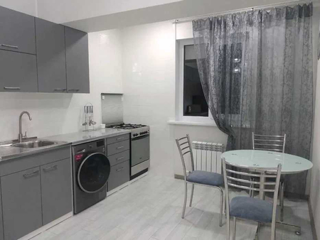 Сдаётся квартира 2/7/9, 75 кв. ориентир метро Ойбек ID: 54588