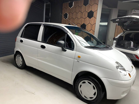 Matiz ushtali oq