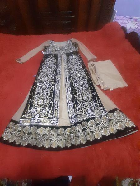 Sotiladi indiski sari