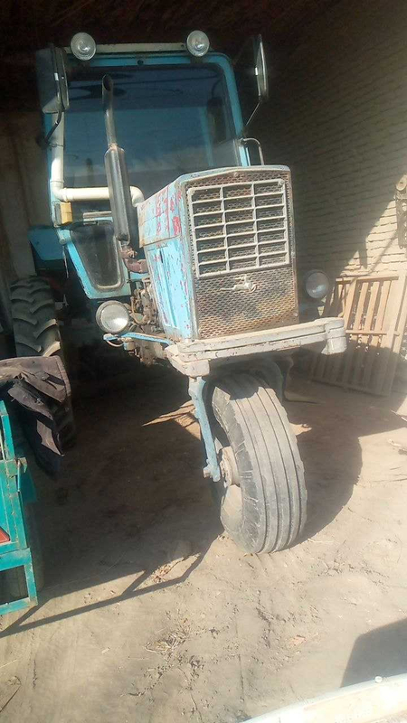Traktor sotiladi holati yaxshi ishlab turibdi Kelishib beramiz