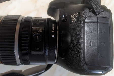 Canon EOS 7D с объективом 17-85mm