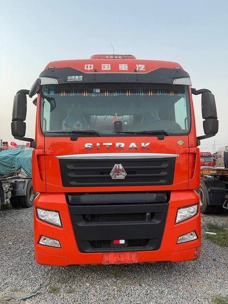 Sinotruck Sitrak G7 Zavodskoy Gaz