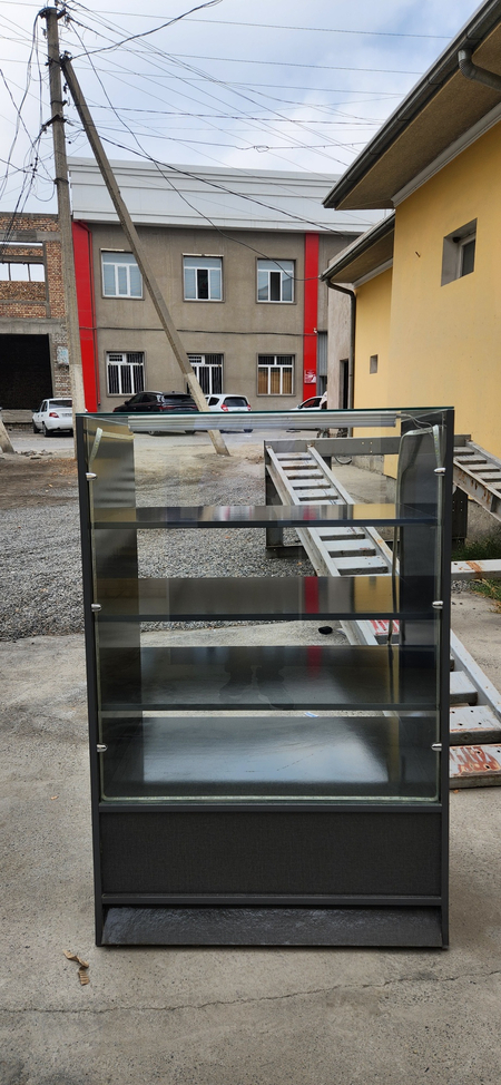 Savdo do'konlari uchun VETRINA (telefon va aksesuarlar uchun )