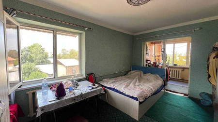 1 xonali kvartira sotiladi. e'lon id:255683
