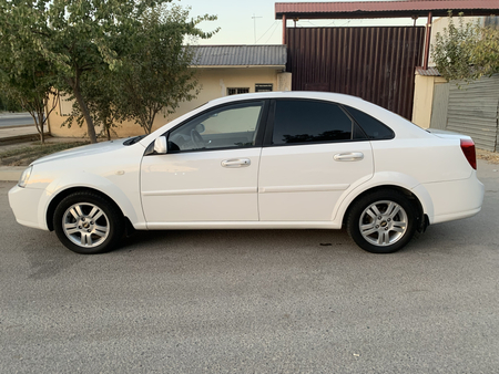 Lasetti 1.8 2009