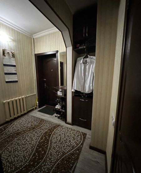 Космонавты 2в3/8/12 с балконом 60м2 мебель техника
