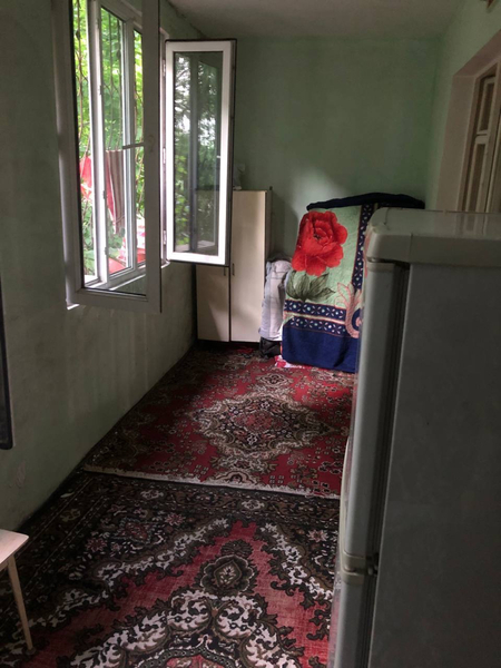 Продам Чиланзар 23 2-2-5 балкон 2х6